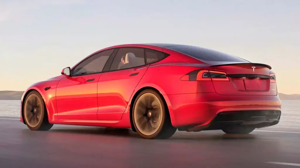 tesla-modell-s-pledd-spor-modus