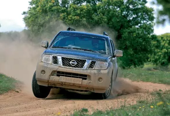 نىسسان Pathfinder (2010) 2.5 DCI 190 HP