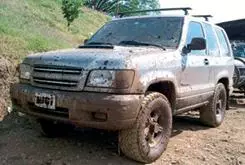 isuzu-trooper-30-td-2003