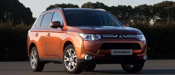 mitsubishi outlander 2013 trzy czwarte przód