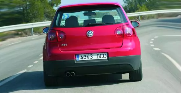 volkswagen-golf-gti-81