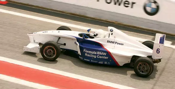 bmw-single-seat-31