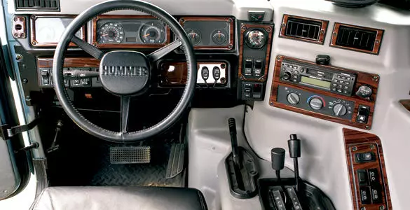 Hummer H1