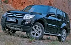 mitsubishi-pajero_european_specs_2007_1