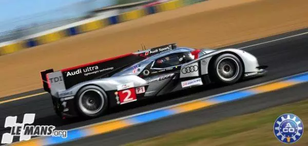 audi r18 tdi le mans 2011 side