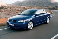 Opel Astra Coupe 2.2 16V