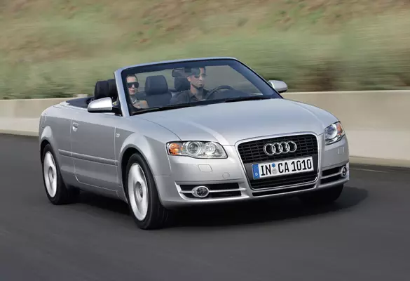 audi a4 cabrio 2005 20 tfsi ด้านหน้า