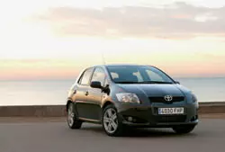 Range на Toyota Auris 2007 година