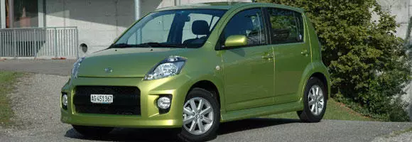 Daihatsu Sirion