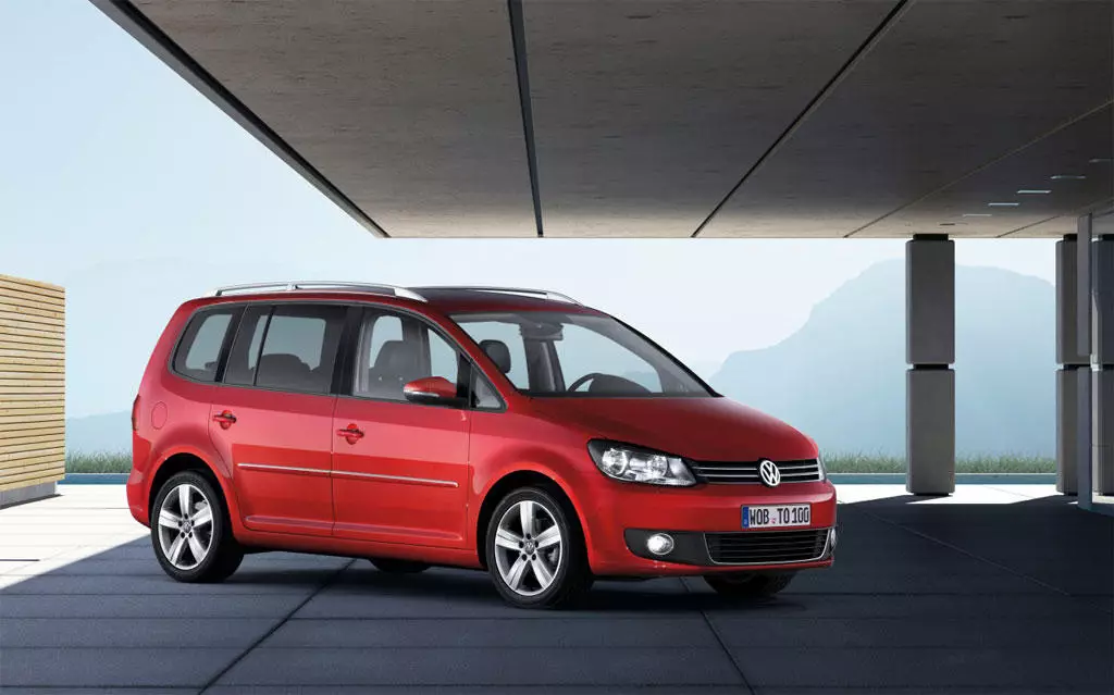 vw touran 02