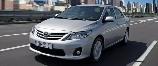 Toyota Corolla седан 2010 года