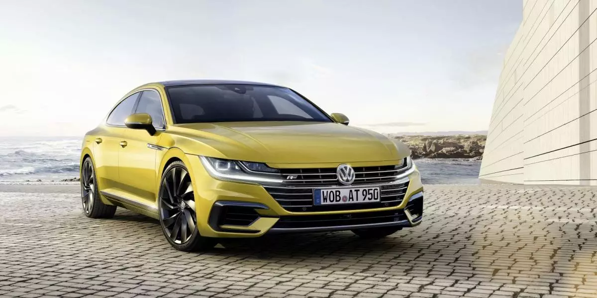 Volkswagen Arteon: Новиот купе салон на Volkswagen