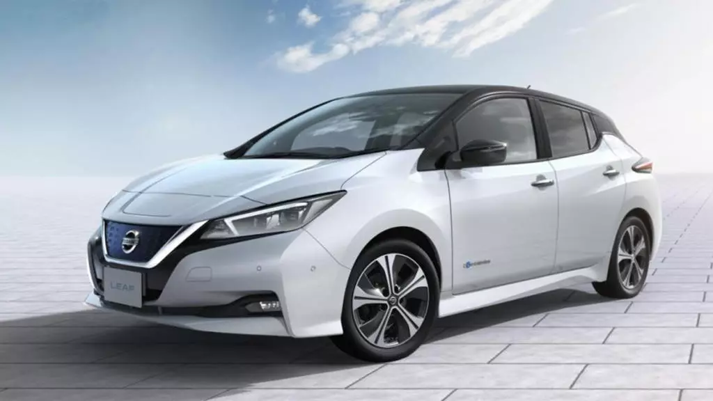 nissan leaf