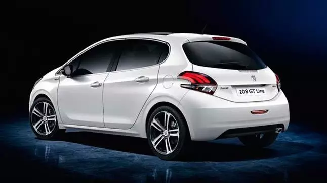 Peugeot 208 প্রতি মাসে 110 ইউরোতে পাওয়া যায়: এই অফার