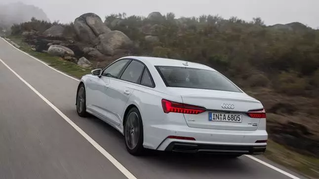 Na matou tofotofoina le Audi A6 2018, faʻafeiloaʻi i le numera numera