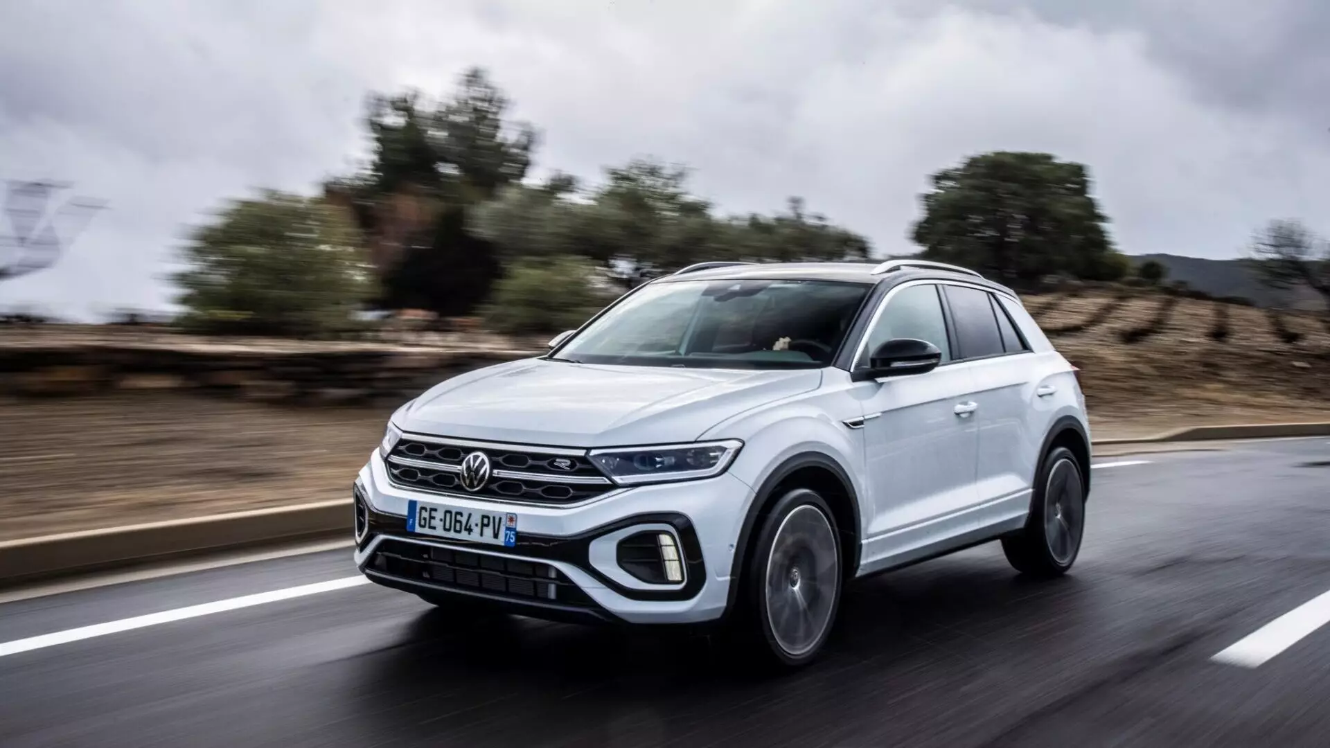 Teko ea pele ea Volkswagen T-Roc 2022: ho ntlafatsa hona joale