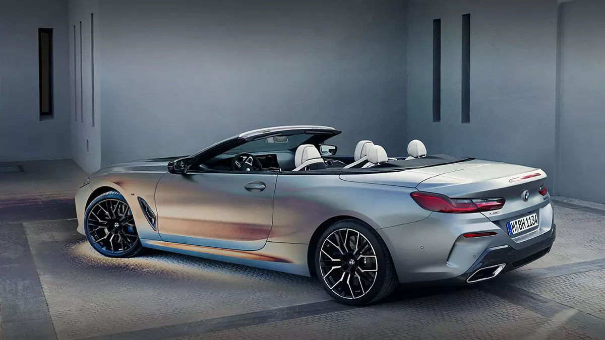 د BMW 8 لړۍ 2022 بدلیدونکی