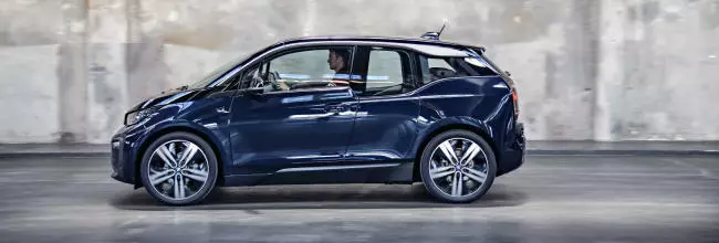 BMW i3 2018: Frankfurt සඳහා සූදානම්