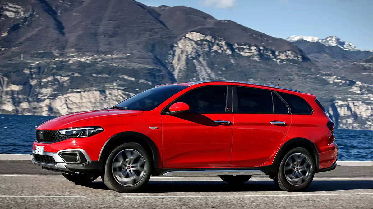 Nouvo Fiat Tipo (RED) 2022: sa a se vèsyon ki pi sipò nan kontra mak la