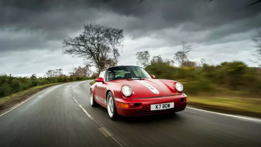 everrati porsche 964 електричний 16