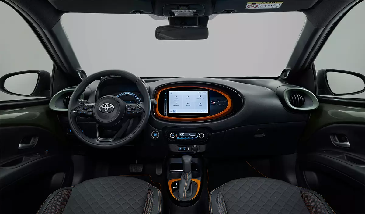 Toyota Aygo X Cross Limited Edition sisätilat