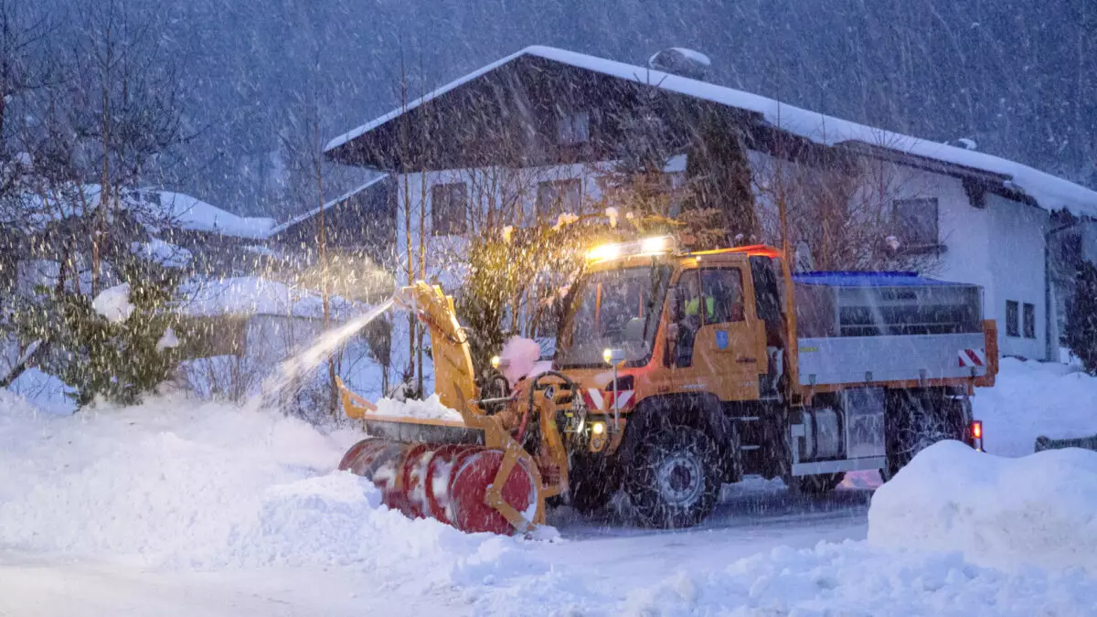 Mercedes-Benz Unimog U 500 con kit invernale