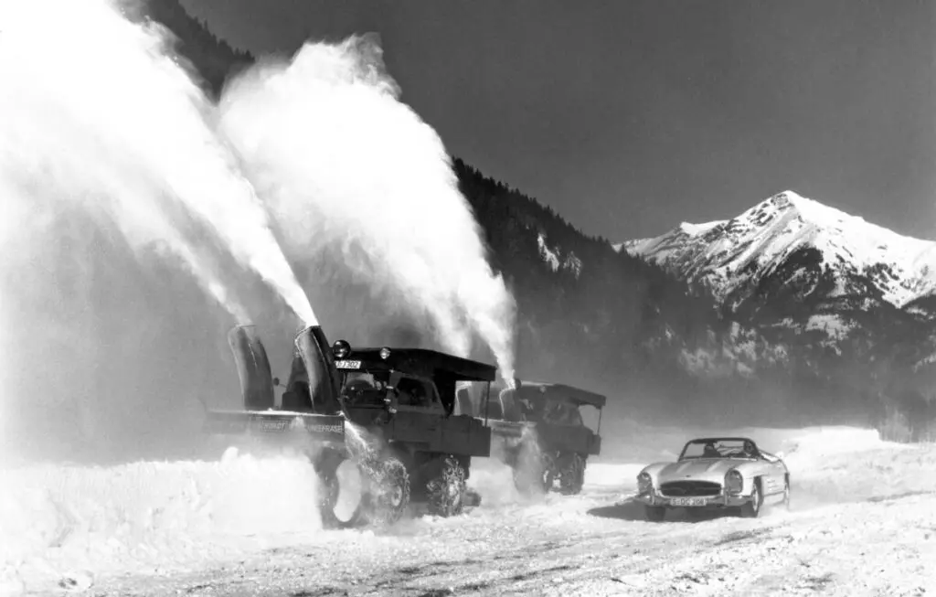 Mercedes-Benz Unimog U 500 con kit invernale