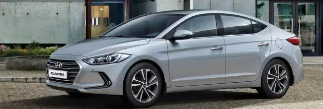 Hyundai Elantra 2016: ieu harga maranéhanana.