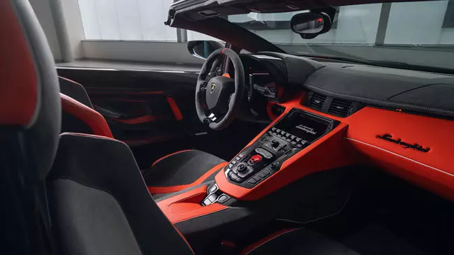 Lamborghini Aventador SVJ 63 Roadster