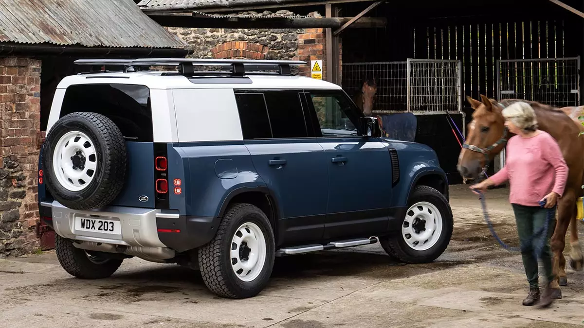 Land rover Defense hardtop 3