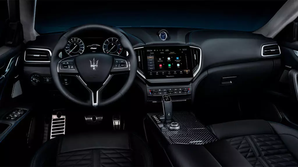 Maserati Ghibli Hybrid 2020