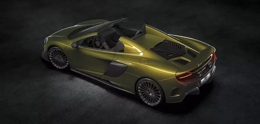 McLaren 675LT Spider að aftan