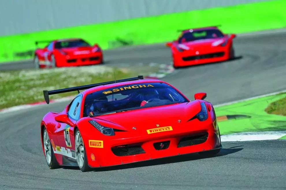 FERRARI 458 CHALLENGE EVOLUTION