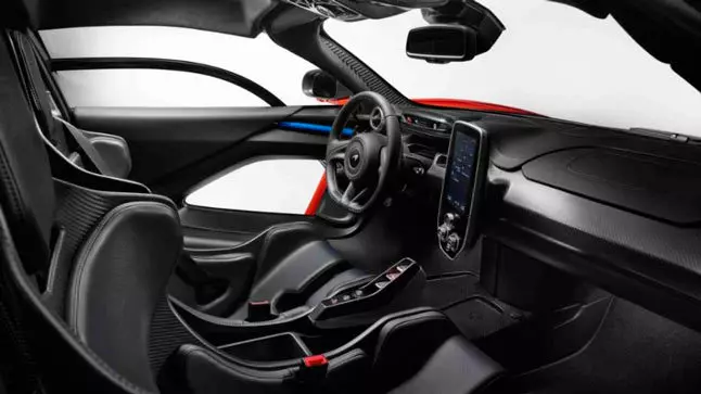 McLaren Senna inside