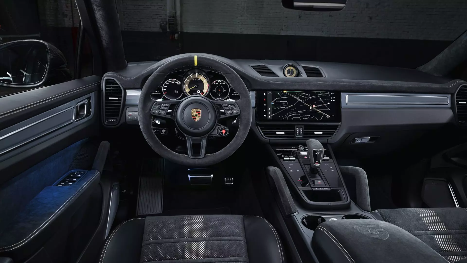 Yangi Porsche Cayenne Turbo GT interyeri