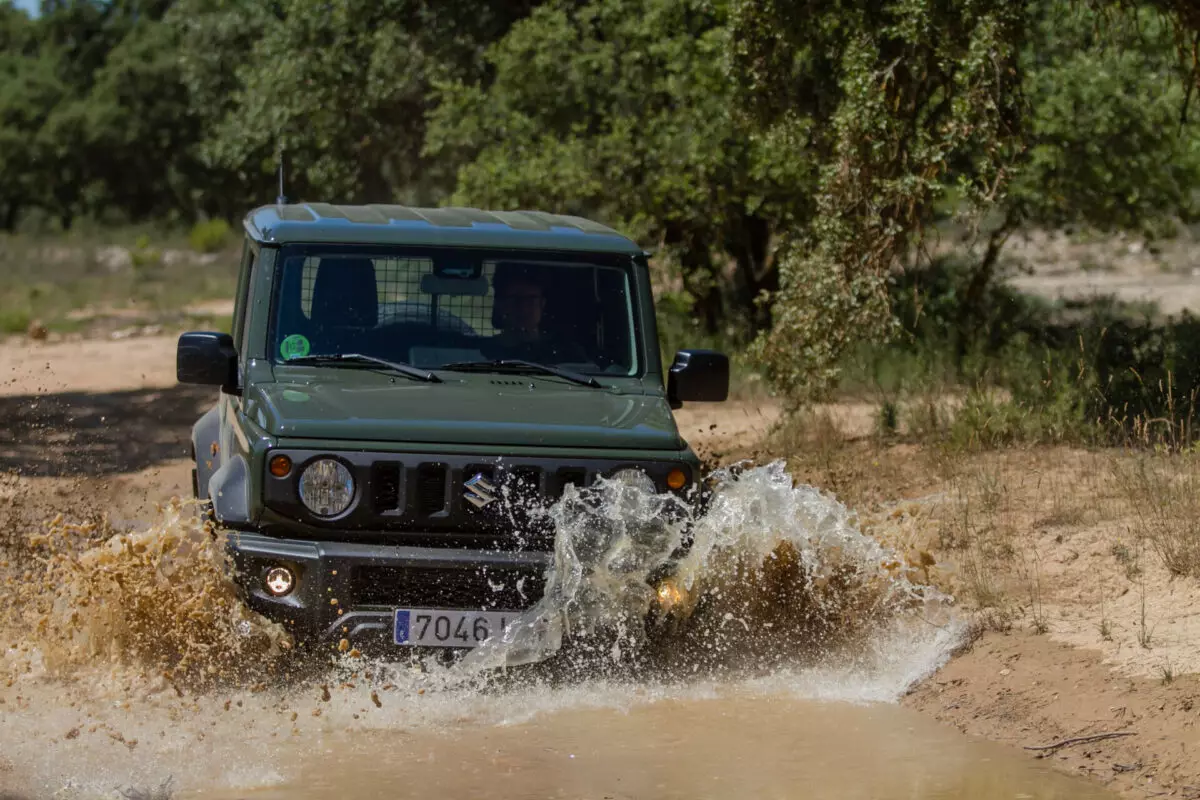 Suzuki Jimny 2021 година