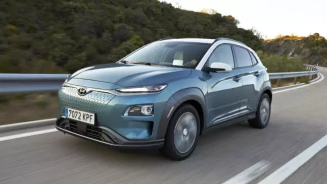 Lluniau o'r Hyundai Kona Electric