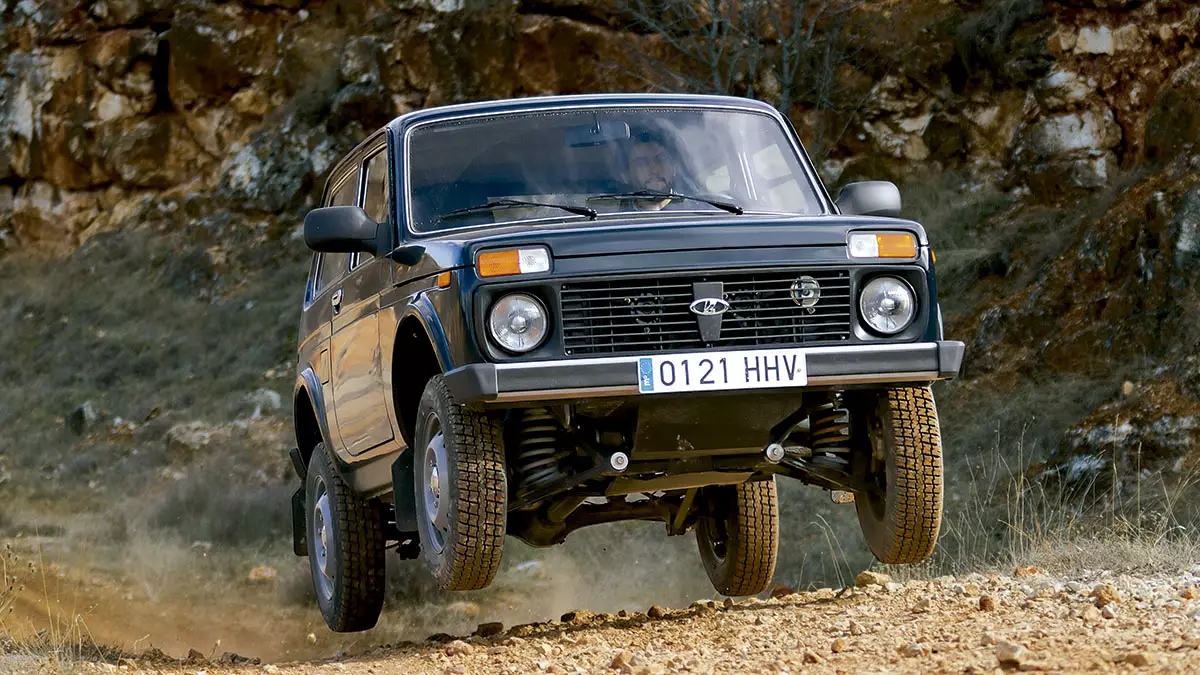 د Lada Niva 4 × 4 ازموینه وکړئ: د وخت ماشین