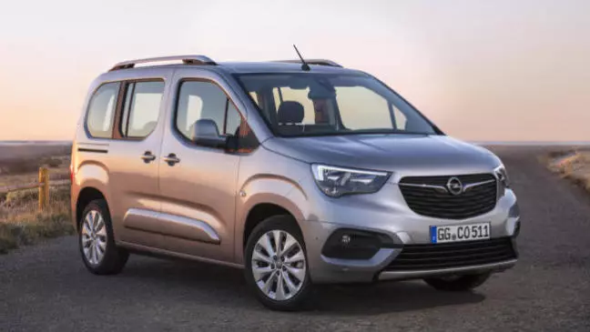 Lluniau o'r Opel Combo Life yn fanwl