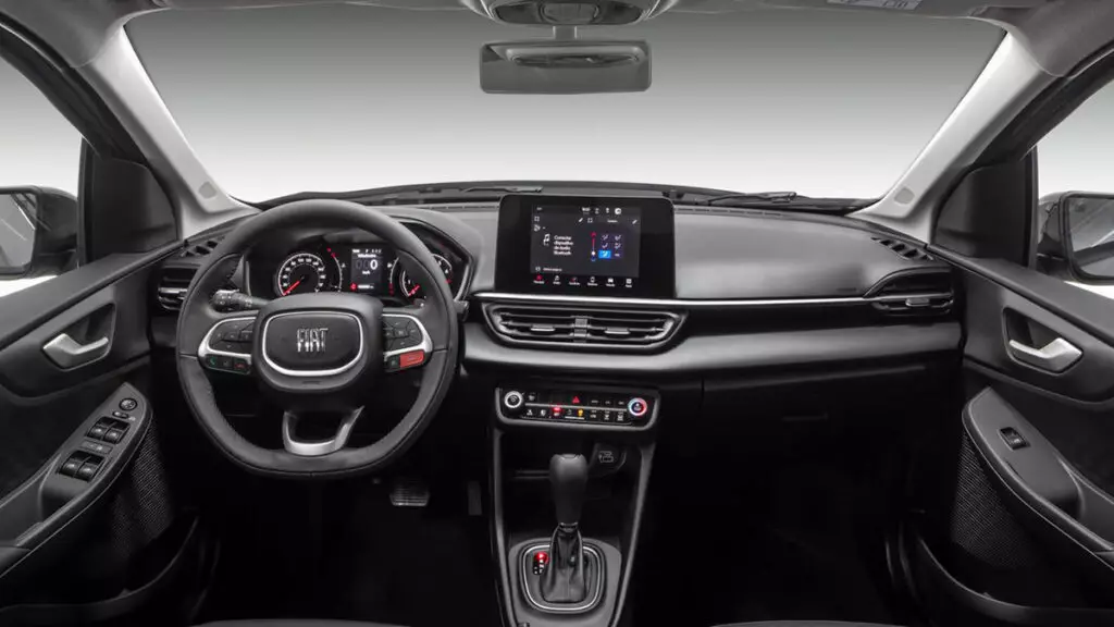 Interior ng Fiat Pulse