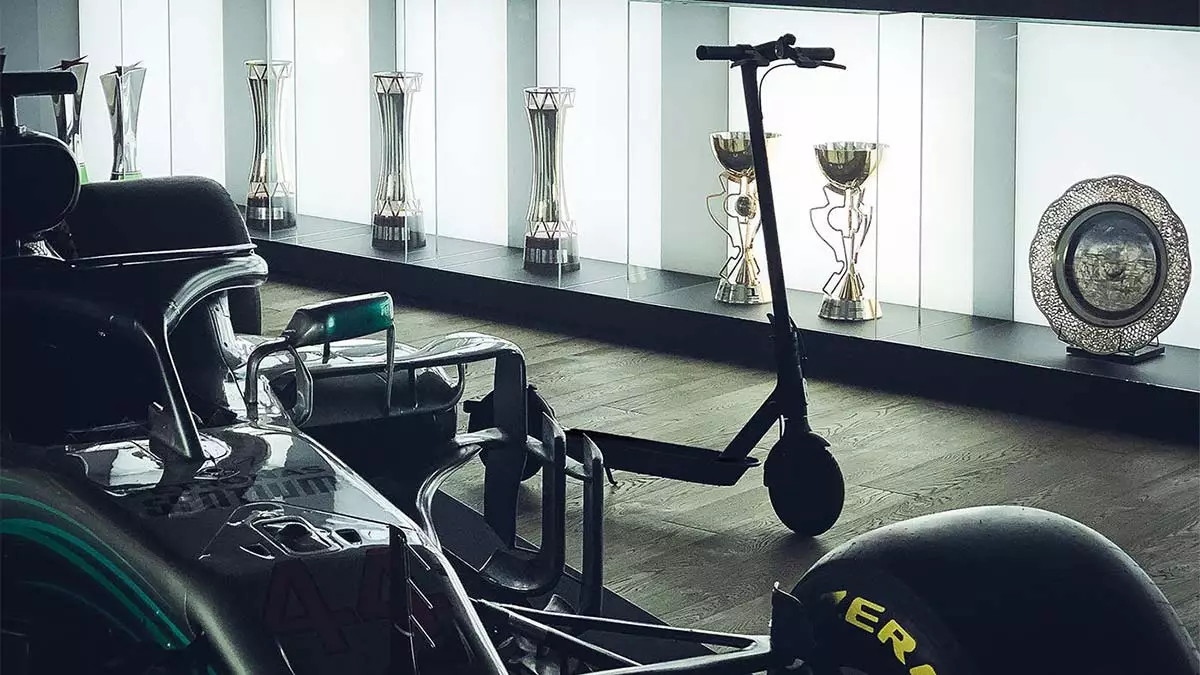 scútar f1 xiaomi mercedes