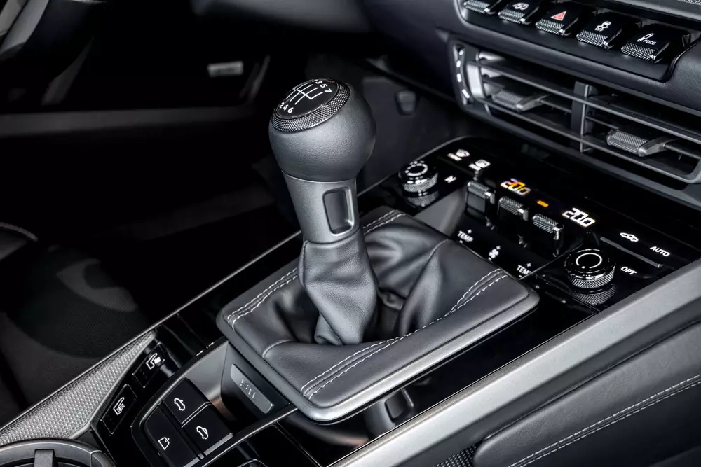 Porsche 911 manual transmission