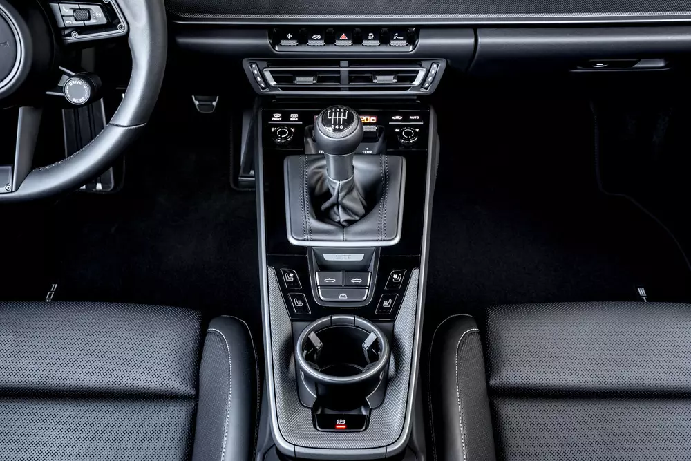 Porsche 911 manual transmission