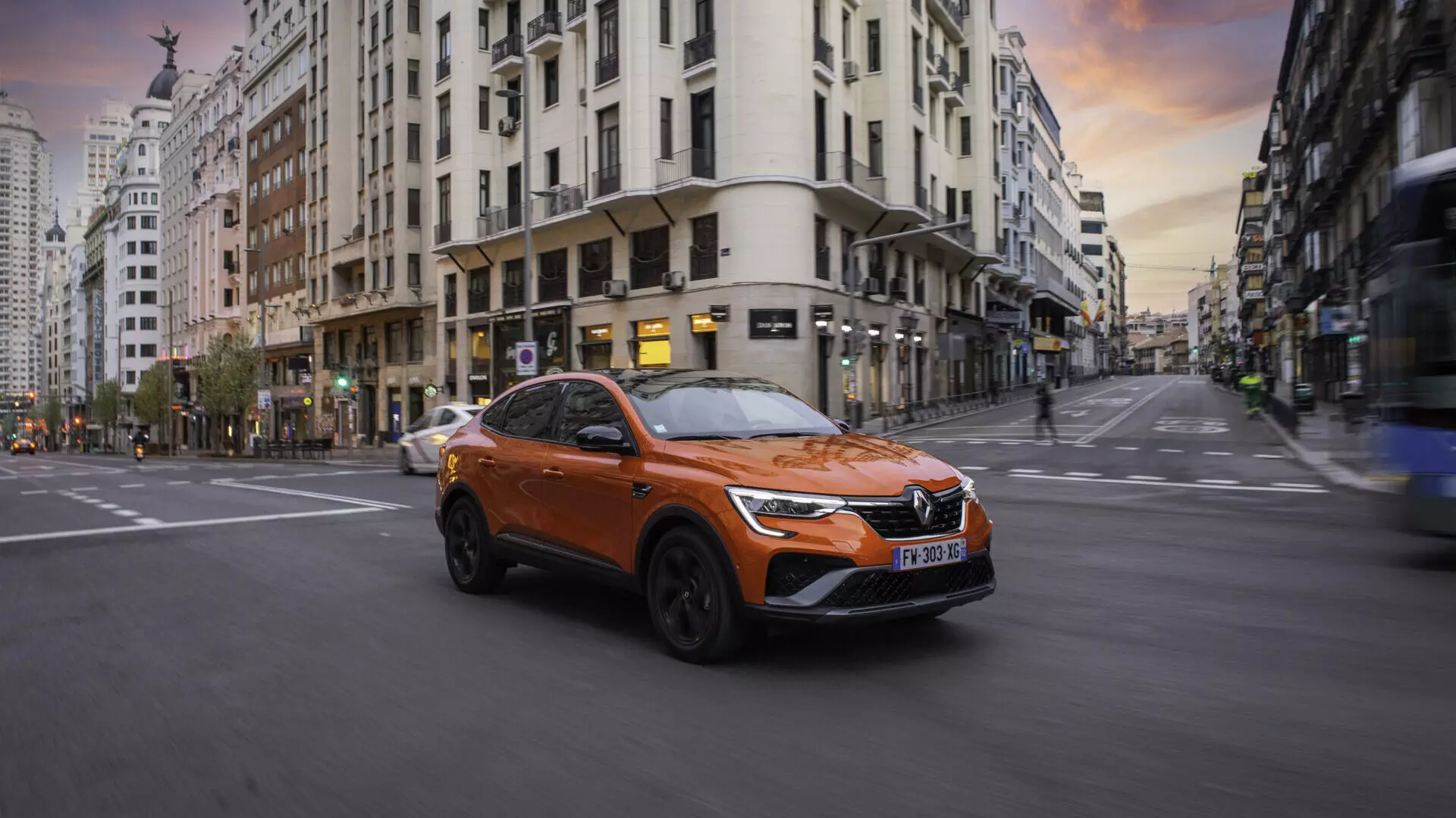 Ensimmäinen Renault Arkana E-Tech 2021 -testi: houkutteleva ja taloudellinen SUV