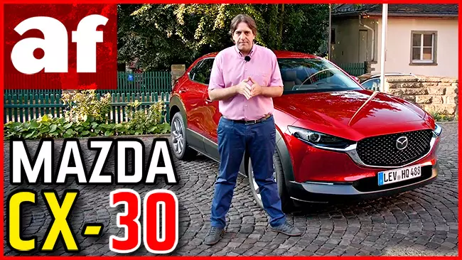 Video: tlhahlobo le teko ea Mazda CX-30 Skyactiv-G