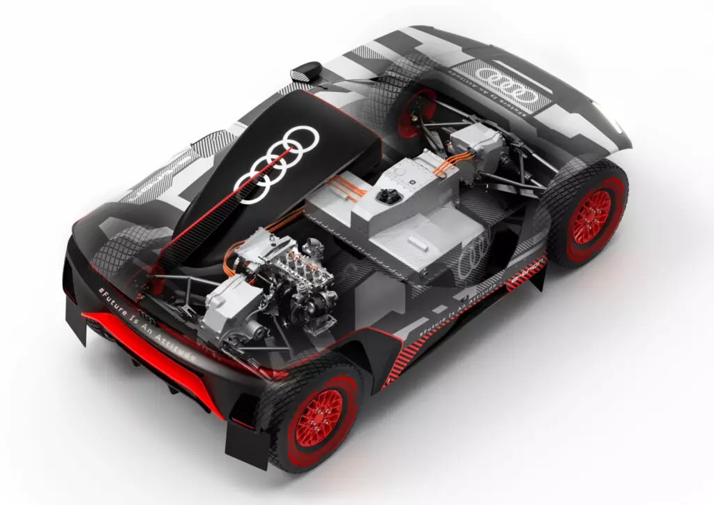 Dakāras Audi RS Q e-tron radiogrāfija