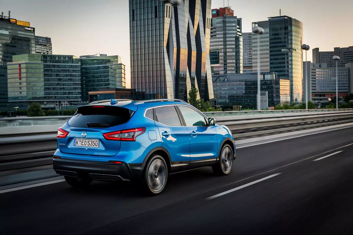 Nissan Qashqai 2019 заден дел