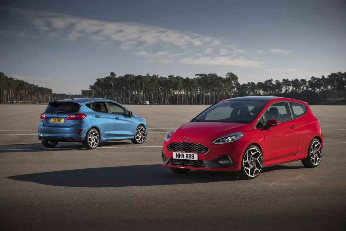 Ford Fiesta ST 2018 года