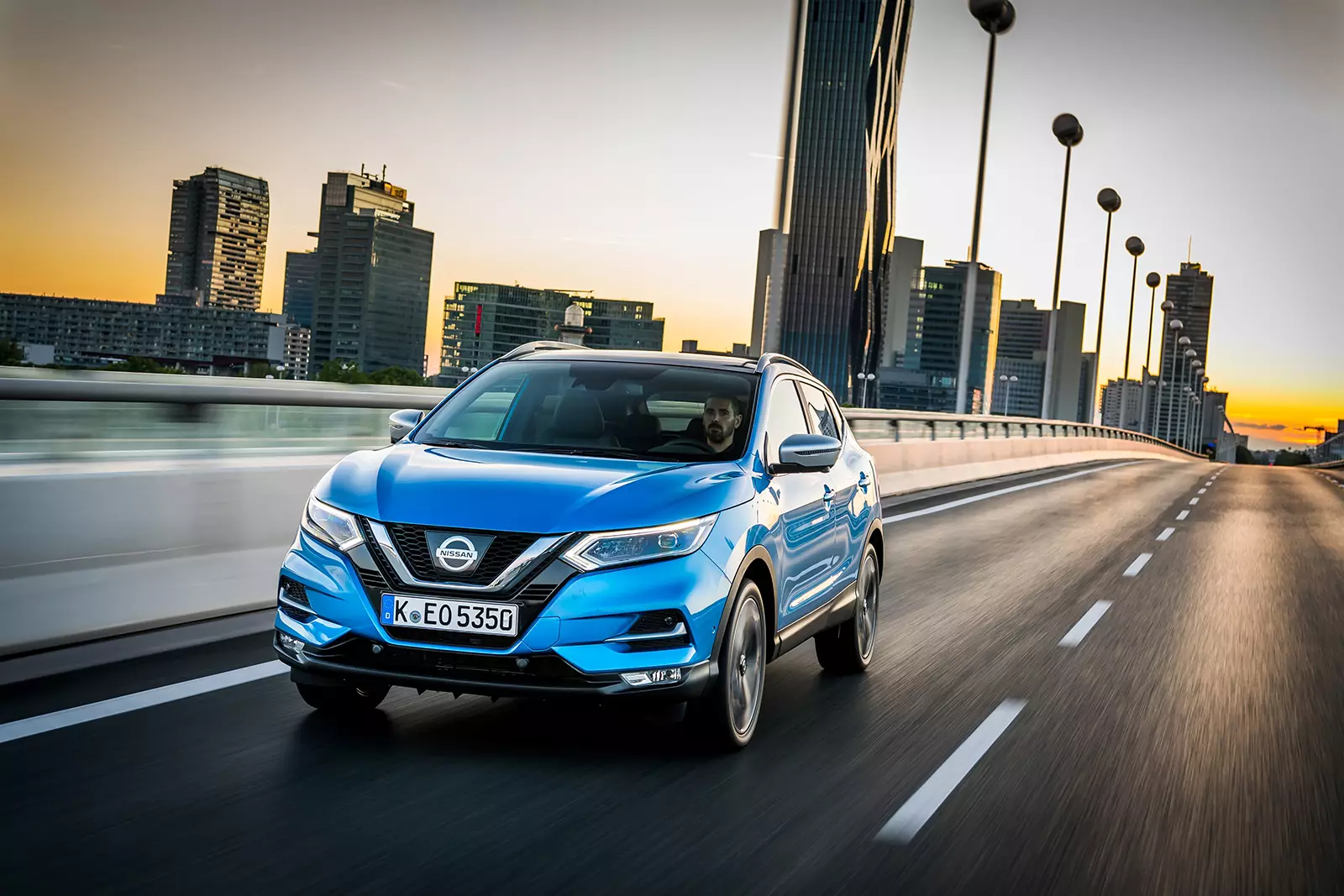 Nissan Qashqai 2018: uyu ni umuyobozi w'igice cya SUV