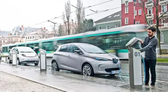 ក្រុមហ៊ុន renault zoe autolib ១